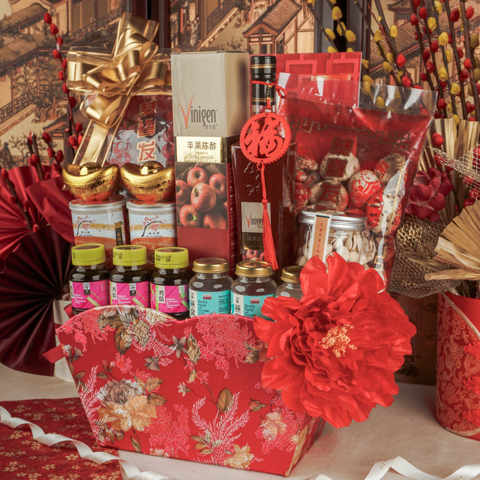Shop CNY gift hampers online in Malaysia | Hello Joy