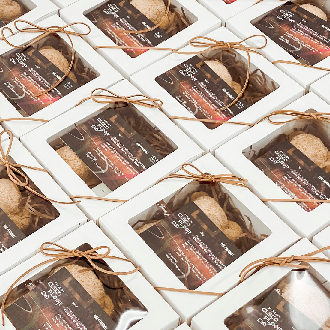 Shop Door Gift & Wedding Door Gifts Online In Malaysia | Hello Joy